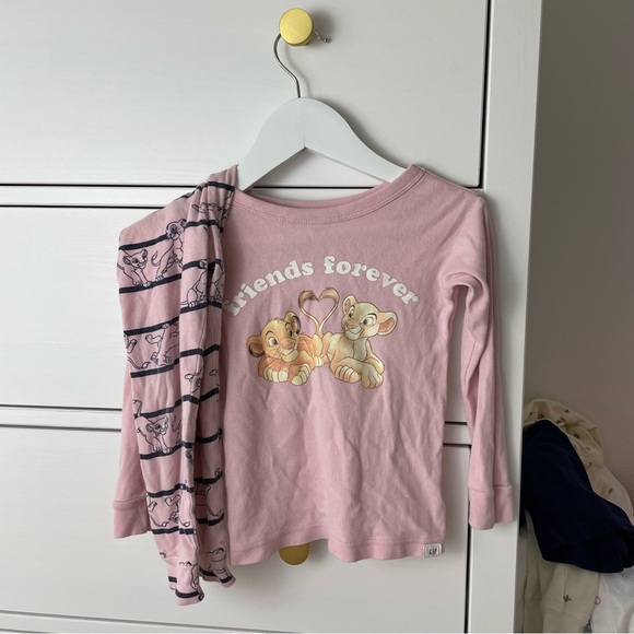 GAP | Pajamas | Lion King Disney Pajama Set Gap Size 2 | Poshmark